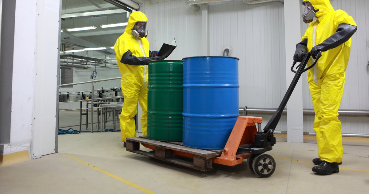 What are CMR substances and how to recognise them? | Stoffenmanager®